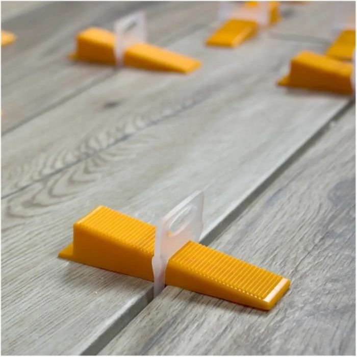QEP Flat Clips 1 16 for Floor and Wall Tile Leveling System 2000 pk